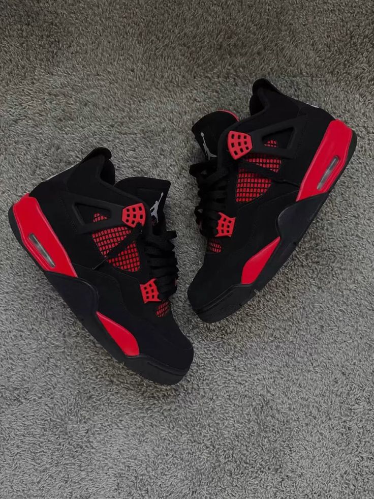 Jordan 4s Retro – TCW Kicks